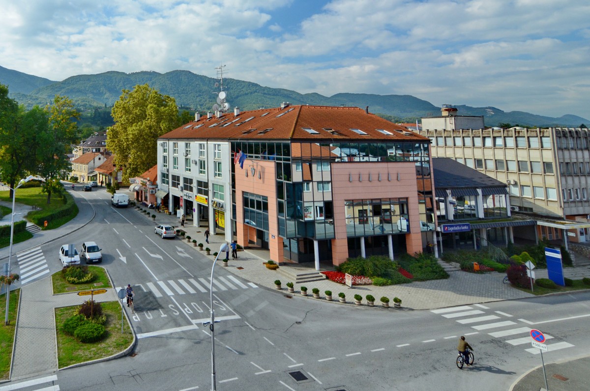 Kupnja vježbenica i mapa po razredima za 2025./26. (Grad Ivanec) - OŠ ...