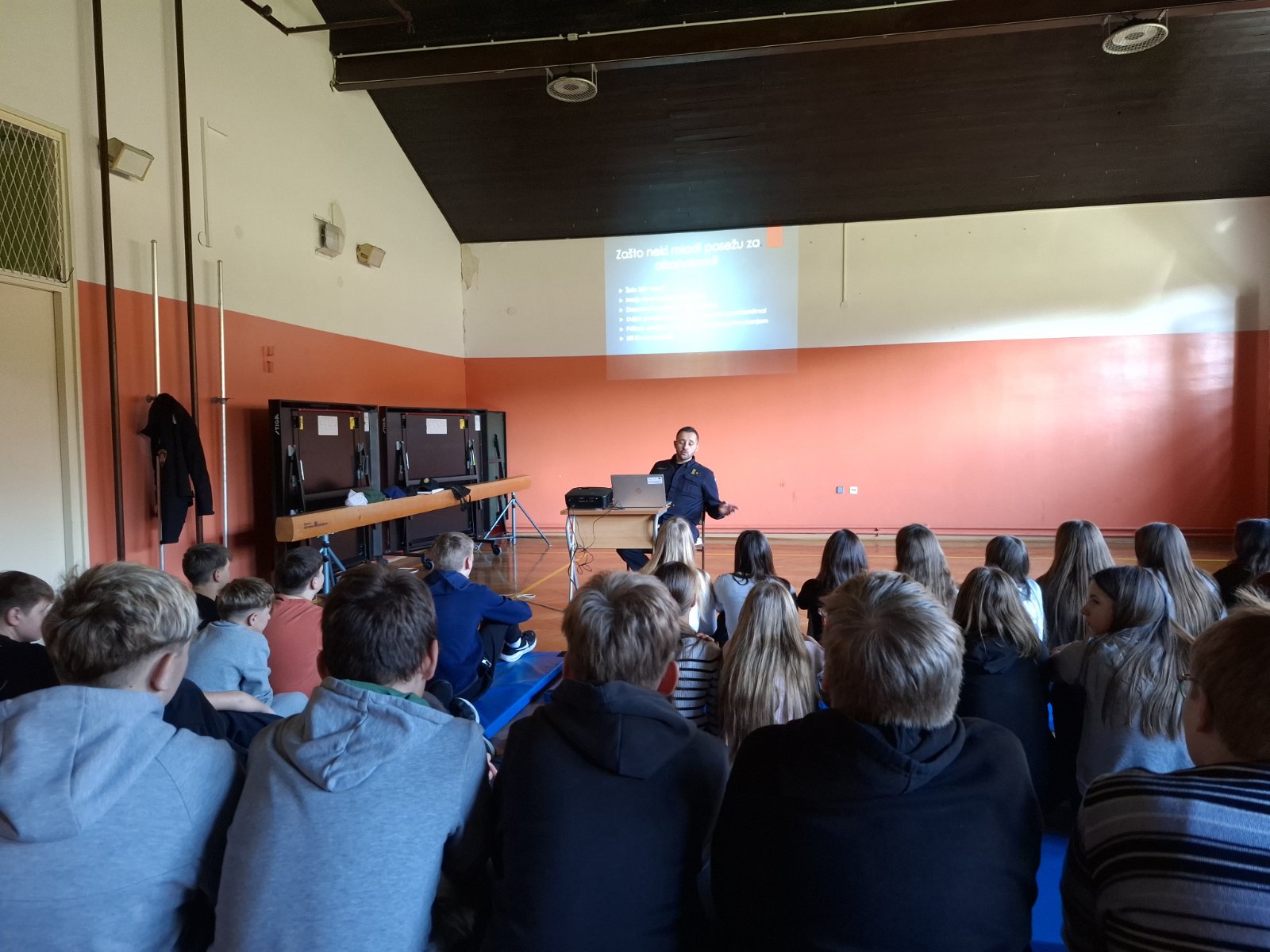 Preventivno predavanje o rizičnim ponašanjima za učenike 6.–8. razreda ...